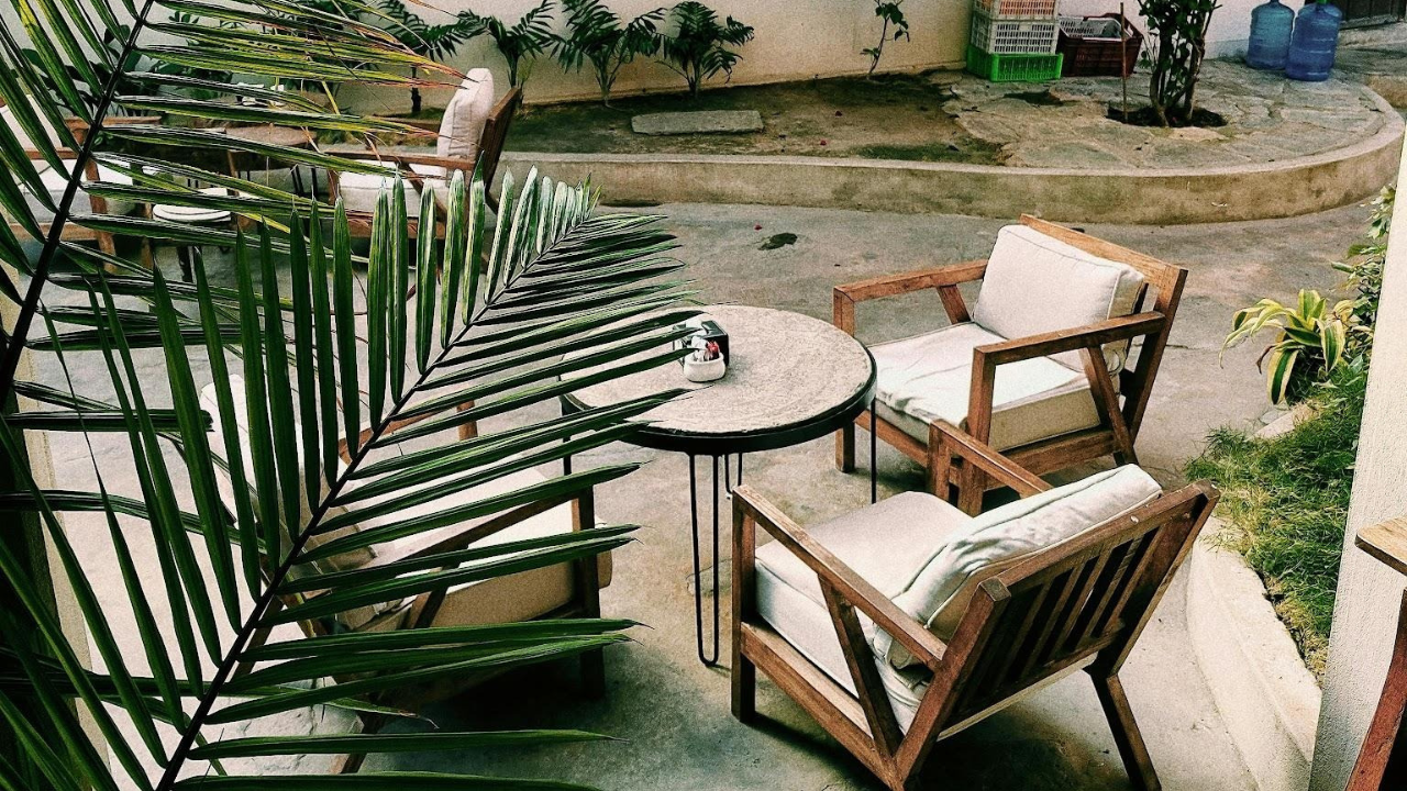 Creating a Cohesive Outdoor Living Space: Design Tips